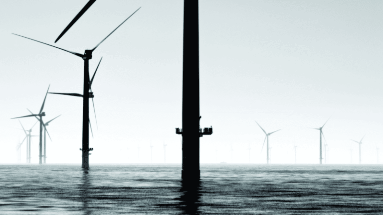 Nicholas Doherty–Unsplash - L'Incorrect