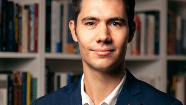 Matthieu Lavagna : « Michel Onfray accumule une grande quantité d ...